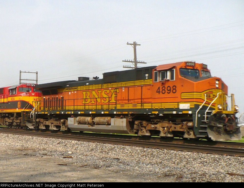 BNSF 4898